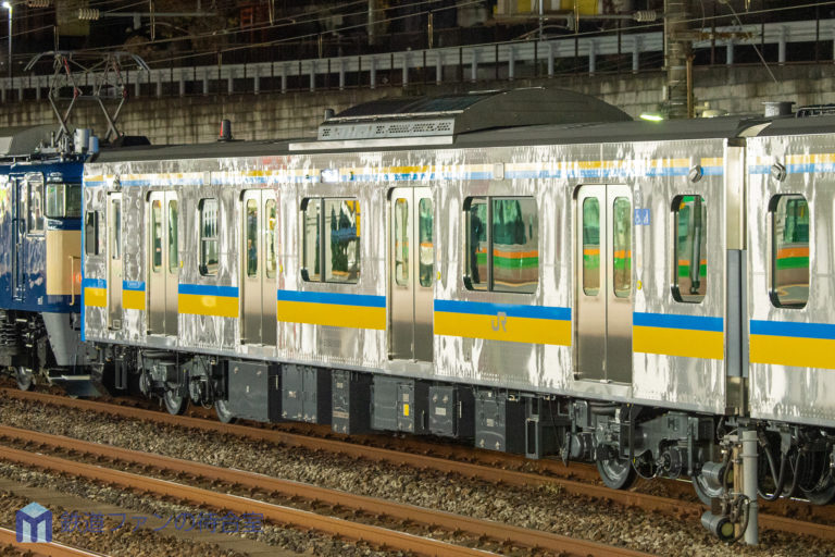 【8編成が出揃う】鶴見線E131系1080番台が登場〜205系運用離脱開始 | 鉄道ファンの待合室