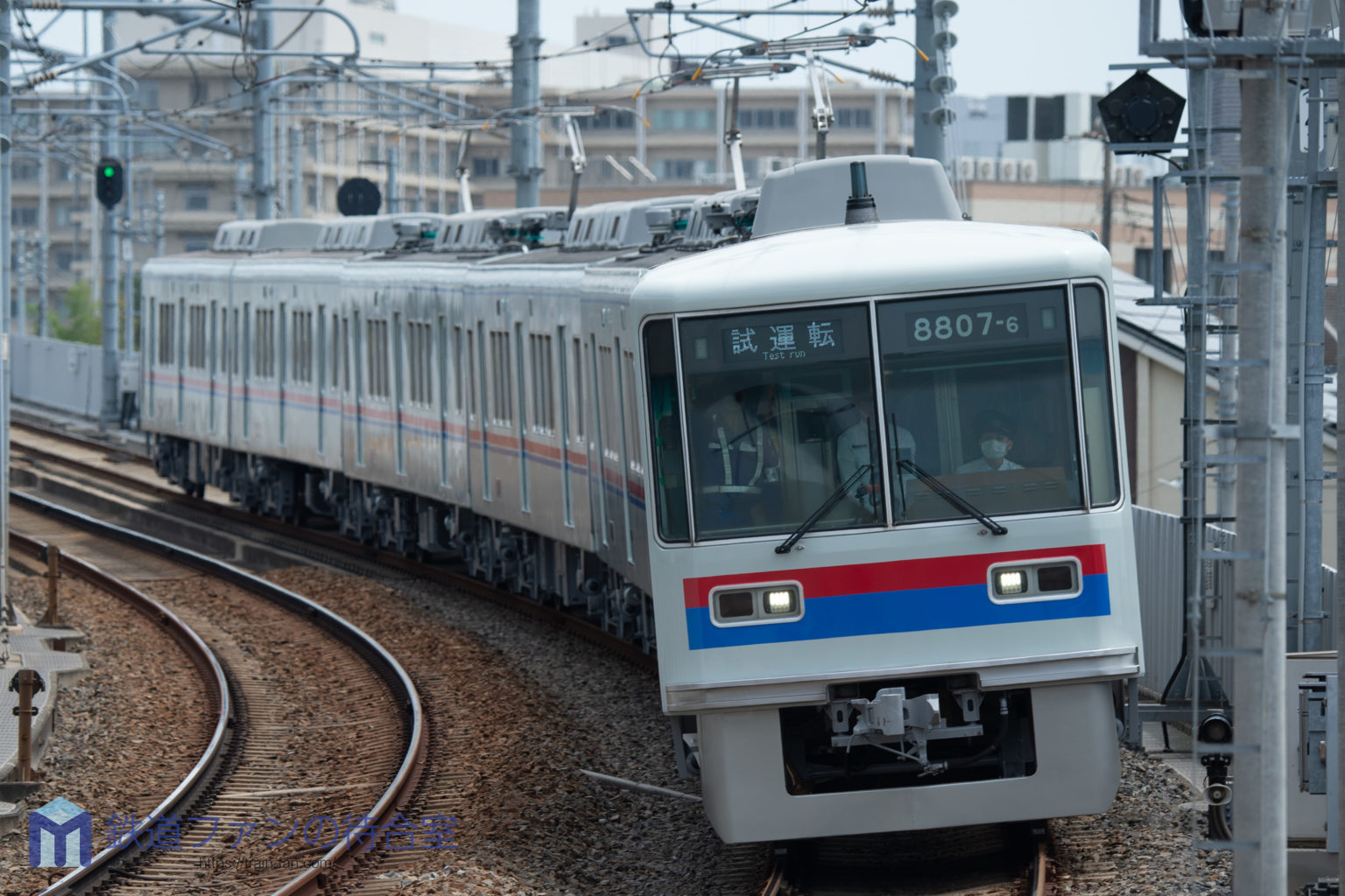【松戸線】元・新京成8800形が京成通勤車塗装に！8807編成 出場試運転 | 鉄道ファンの待合室