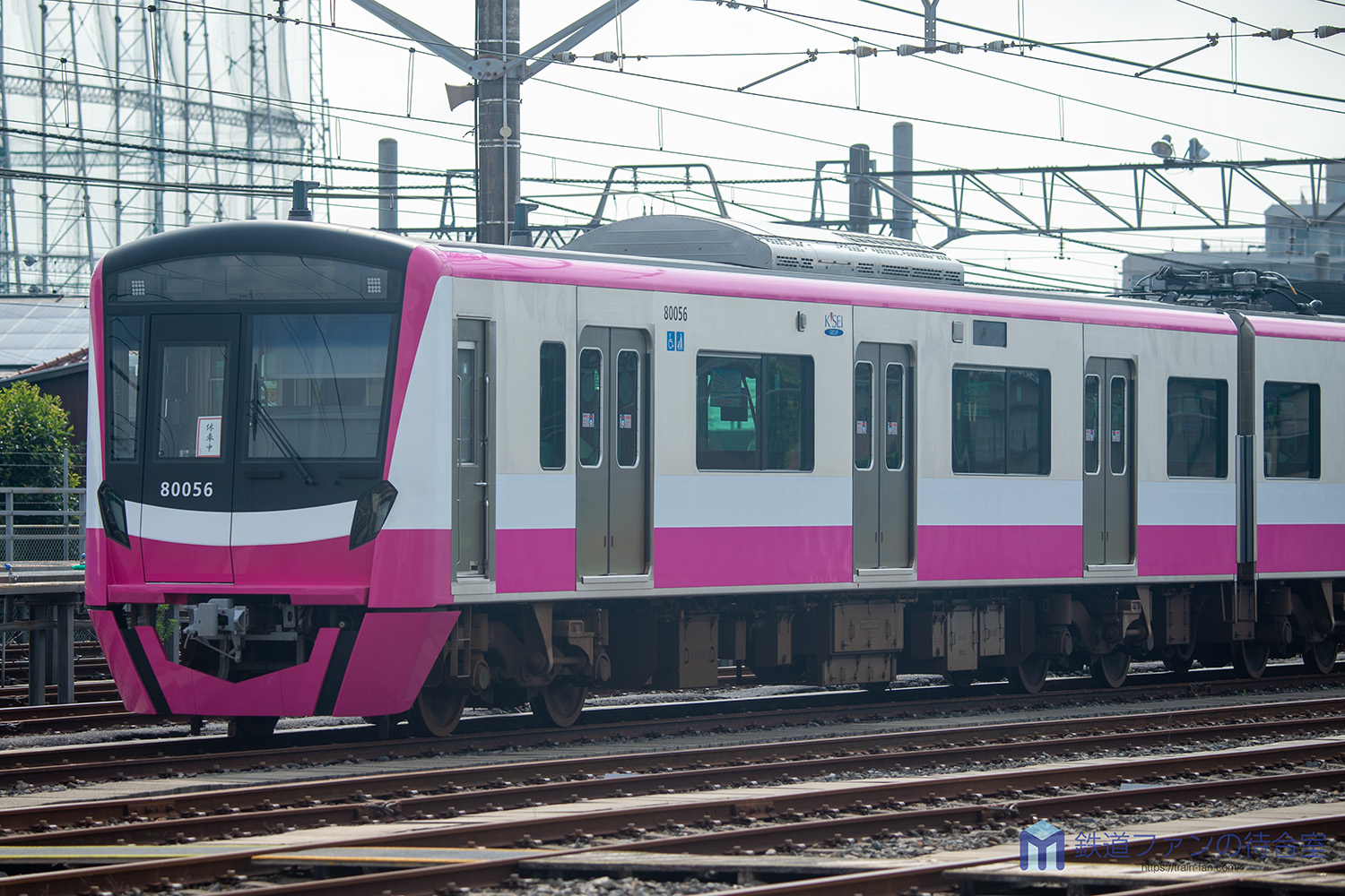 【進む標準化】元・新京成N800形・80000形に京成通勤色が登場 | 鉄道ファンの待合室